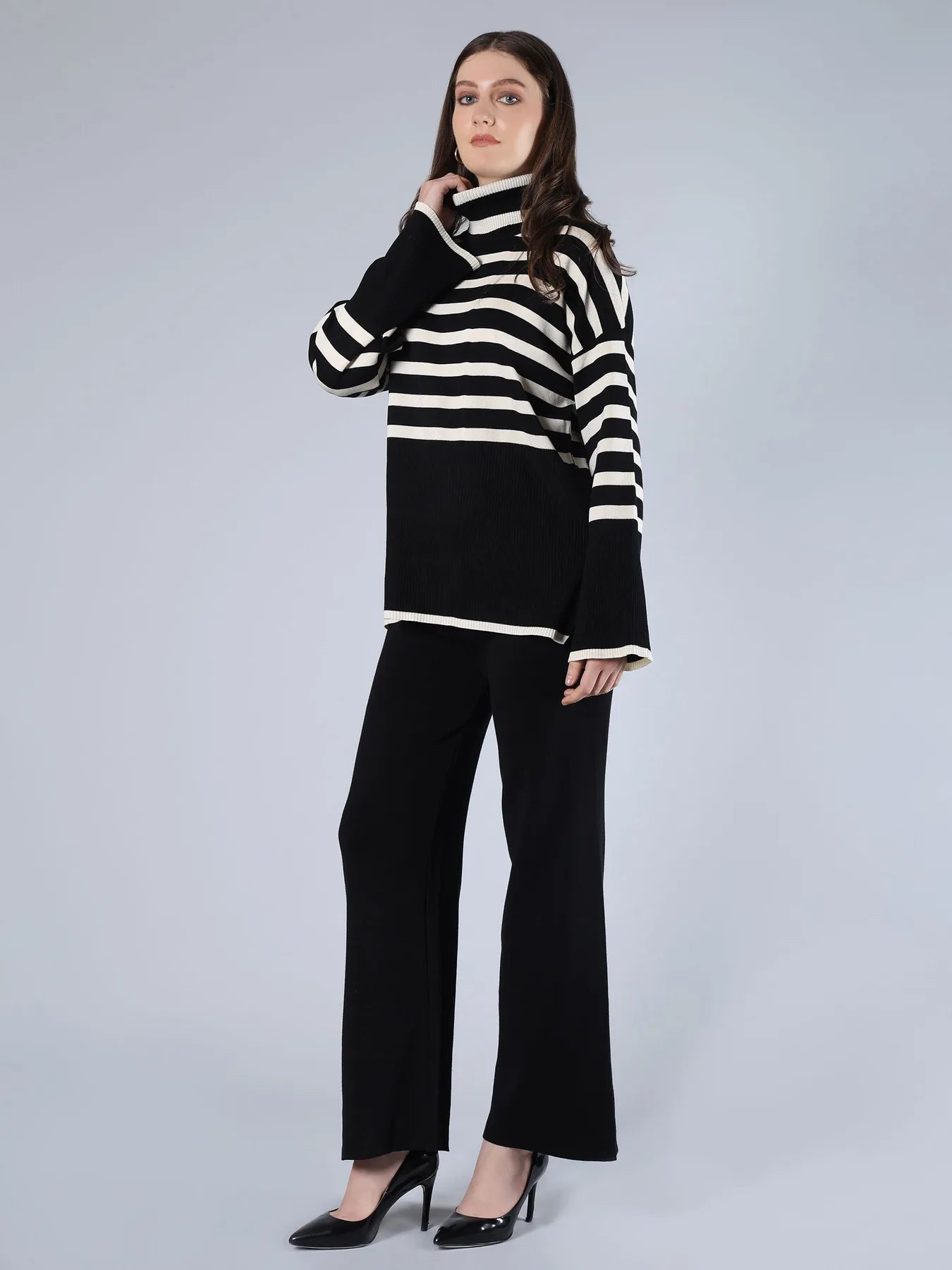 Striped Knitted Two Piece Set – ANNY